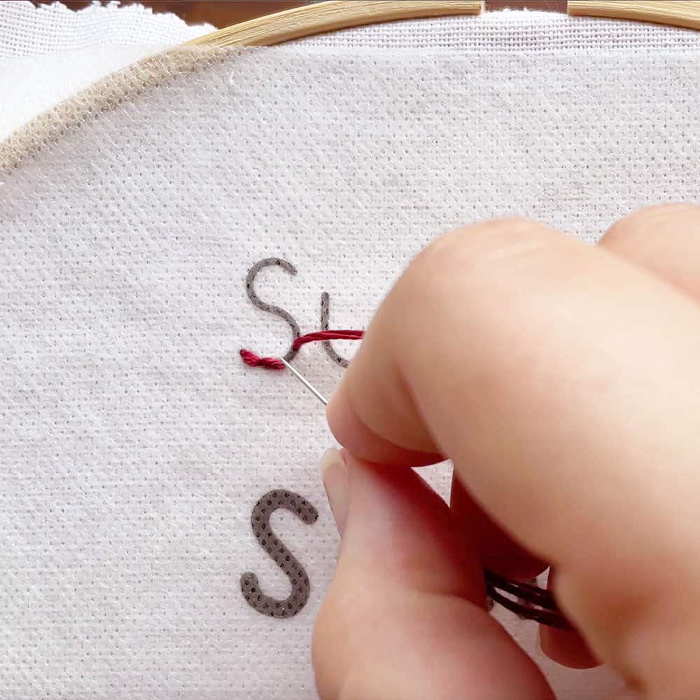 How To Embroider Letters - Makenstitch