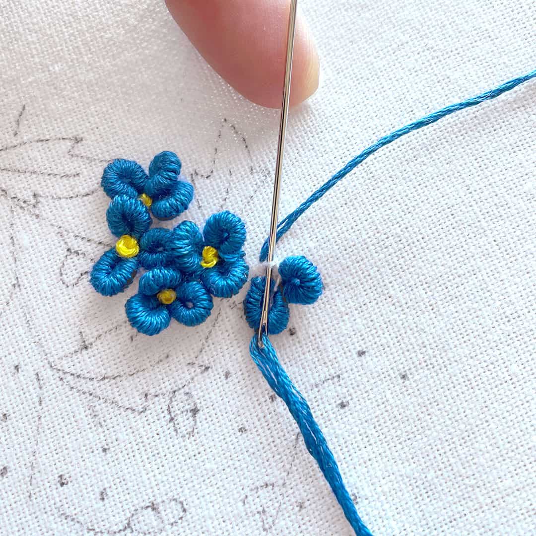 Forget Me Not Floral Embroidery - Makenstitch