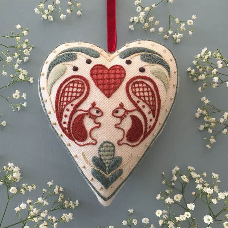 10 Crewel Embroidery Kits for Beginners - Makenstitch