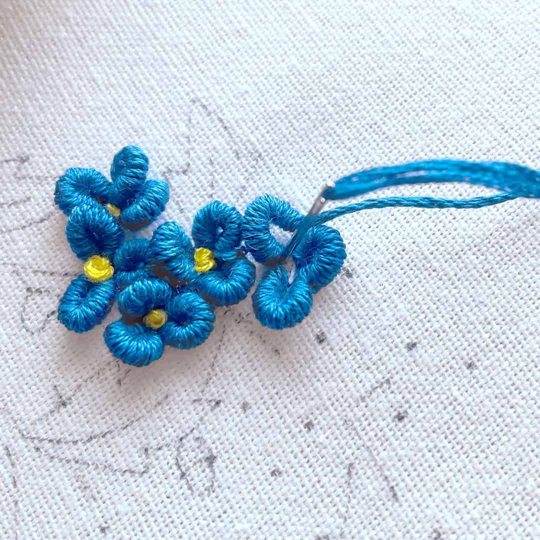 Forget Me Not Floral Embroidery - Makenstitch