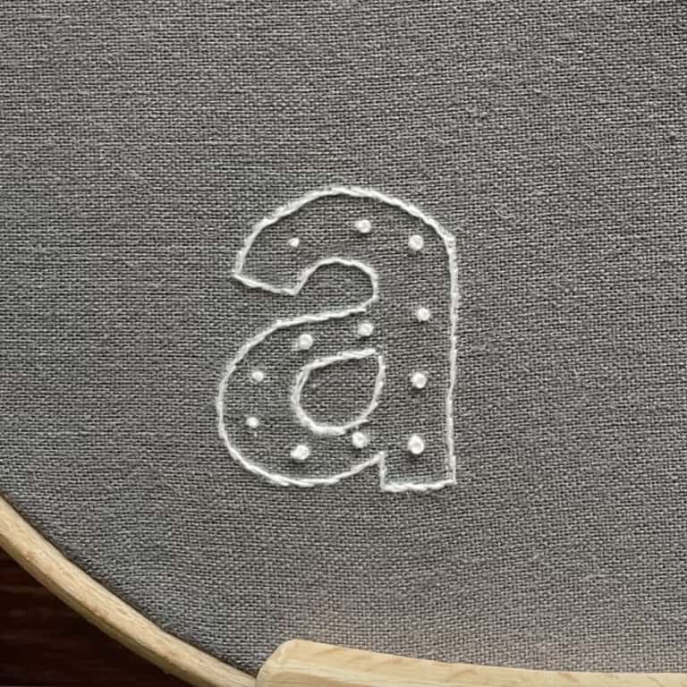 How To Embroider Letters: Stem & Satin Stitch - Makenstitch