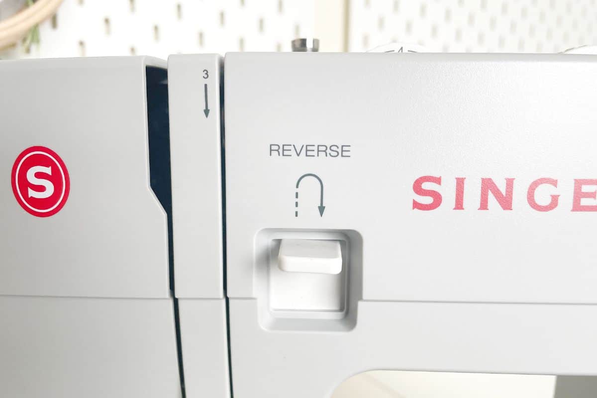 Essential Sewing Terms for Beginners with Photos - Makenstitch