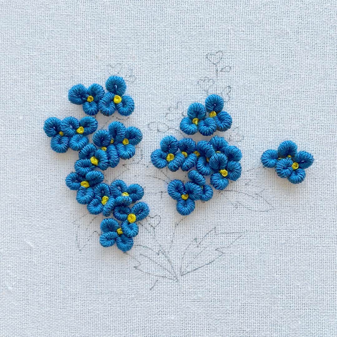 Forget Me Not Floral Embroidery - Makenstitch