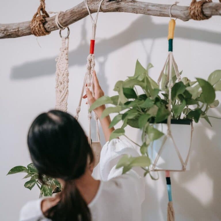 19 Cottagecore Styles and Subgenres - Makenstitch